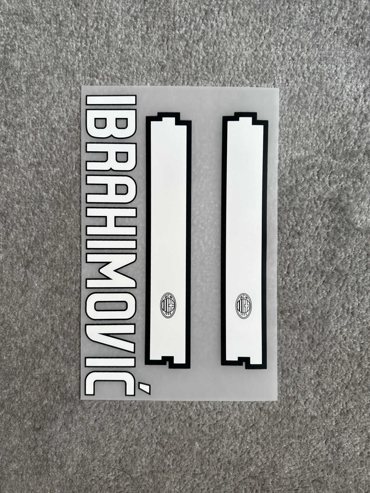 AC Milan 2010/11 Home Ibrahimovic Name Set