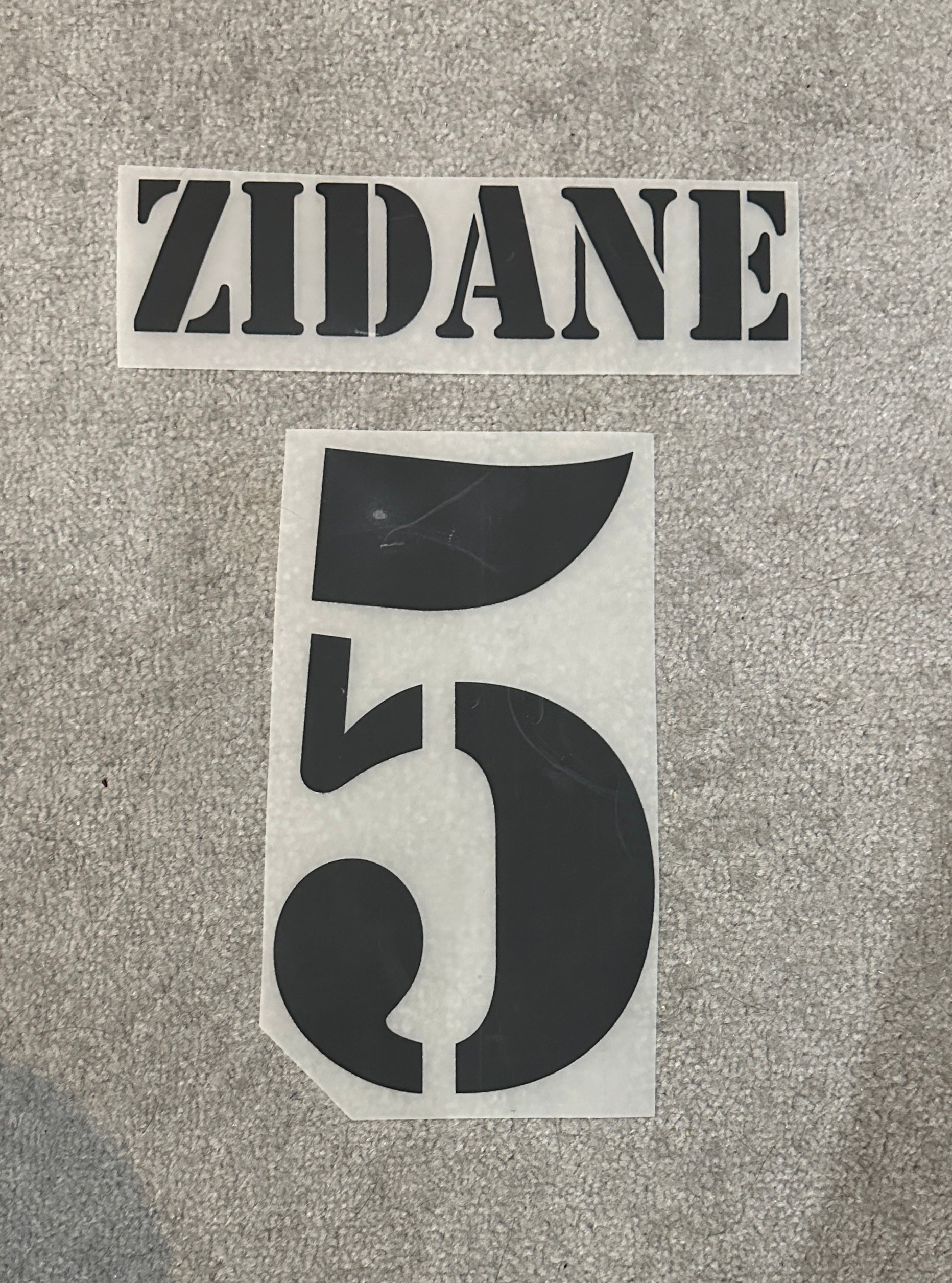 Real Madrid 2001/03 Home Zidane Name Set – OJ's Football Shirt Restorations